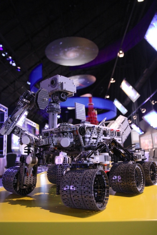 Unified Pop Theory » NASA MSL Curiosity Rover Lego Robot
